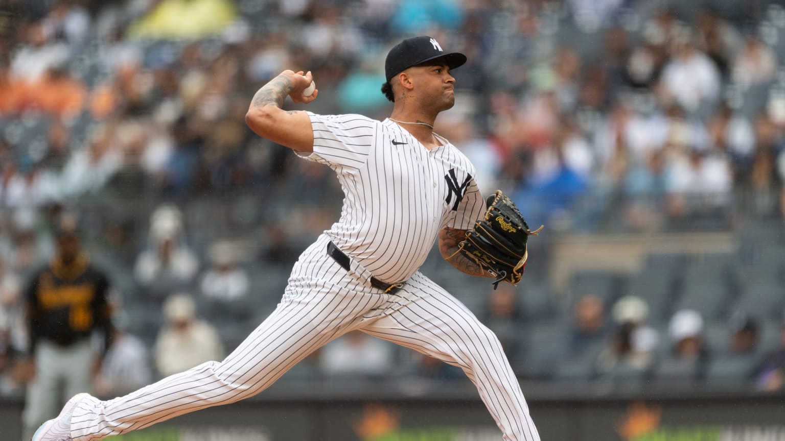 Luis Gil strikes out Oneil Cruz | 09/28/2024 | New York Yankees