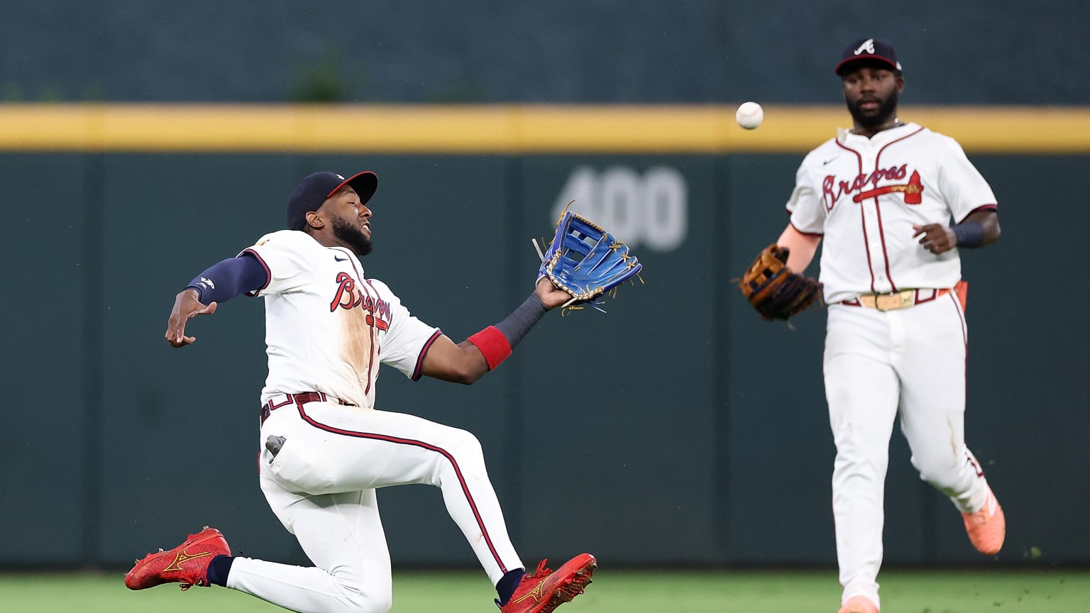 Jurickson Profar's smooth sliding catch | 08/05/2025 | Atlanta Braves