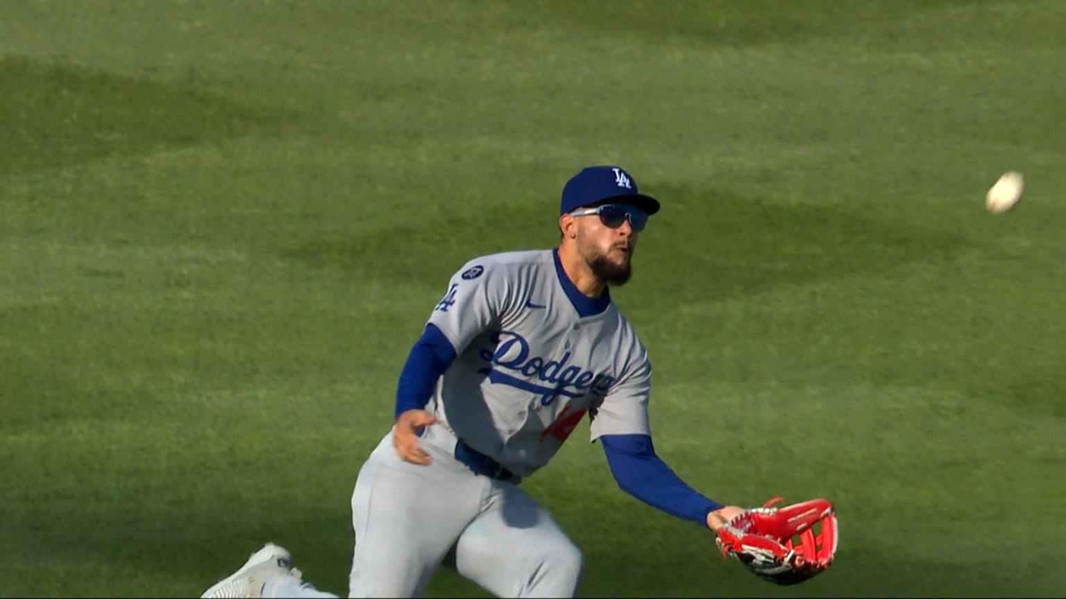 Andy Pages' sweet sliding catch | 04/09/2025 | Los Angeles Dodgers