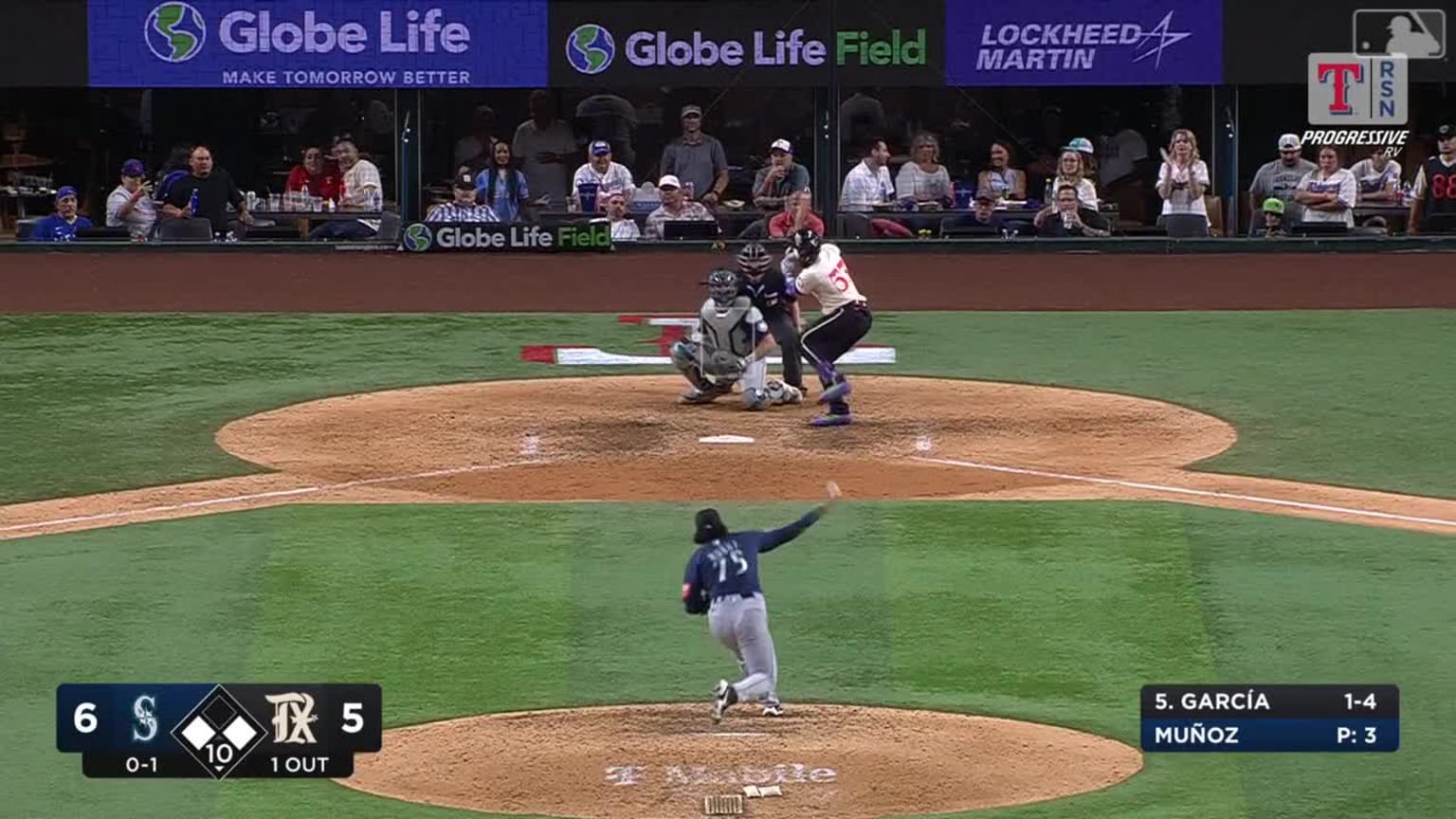 Adolis García eleva un sacrificio que empata el juego | 27/06/2025 ...