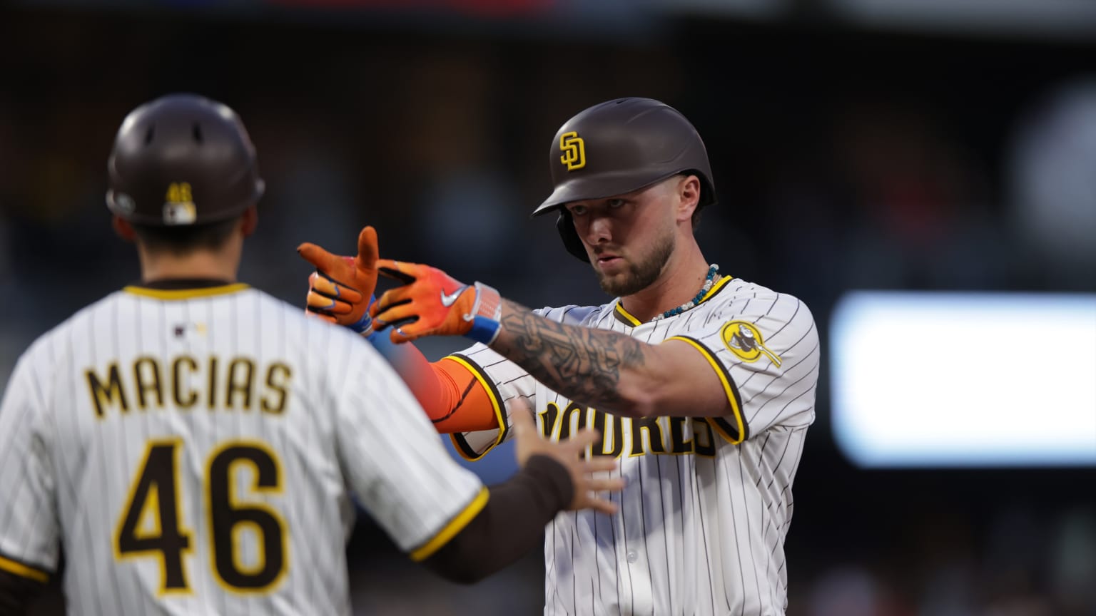 Jackson Merrill's RBI single | 05/12/2025 | MLB.com