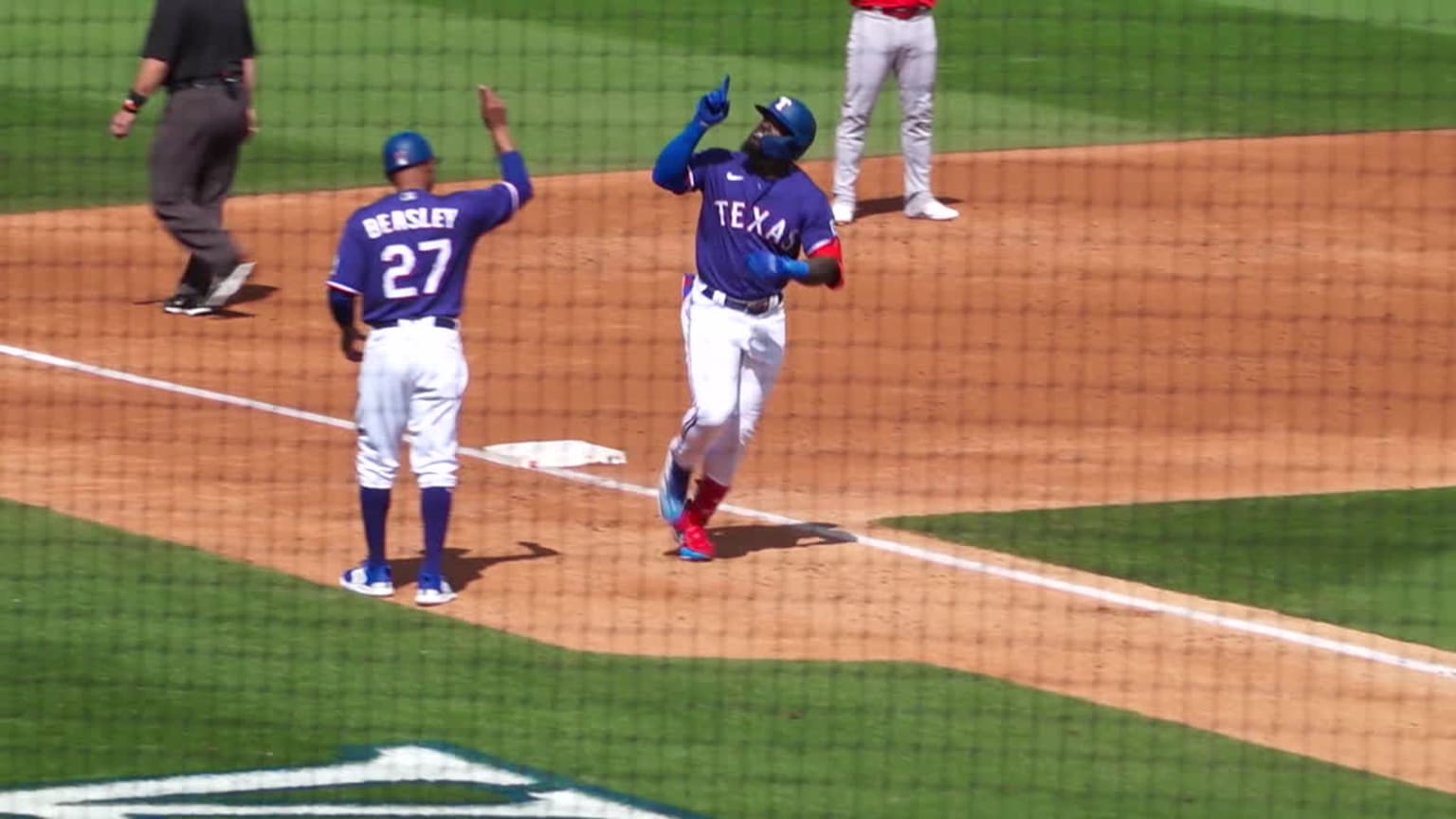 Adolis García hits a home run to left-center field | 03/05/2023 | Texas ...