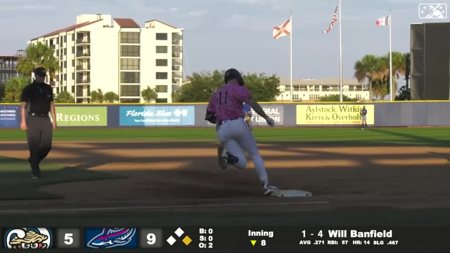 Banfield's two-run homer | 08/07/2023 | MLB.com