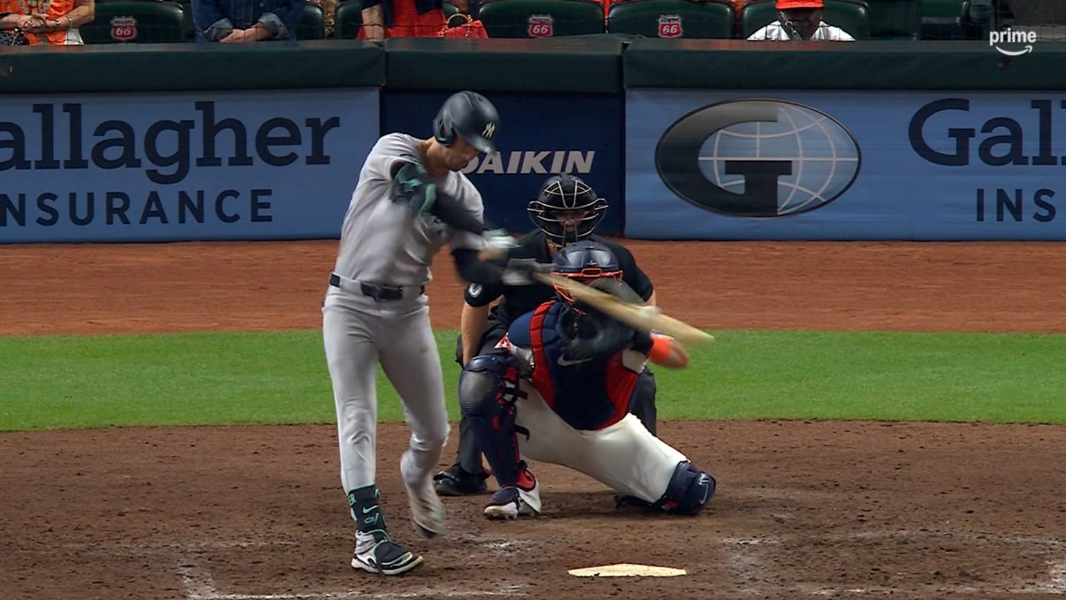 Cody Bellinger's three-run homer (27) | 09/03/2025 | MLB.com