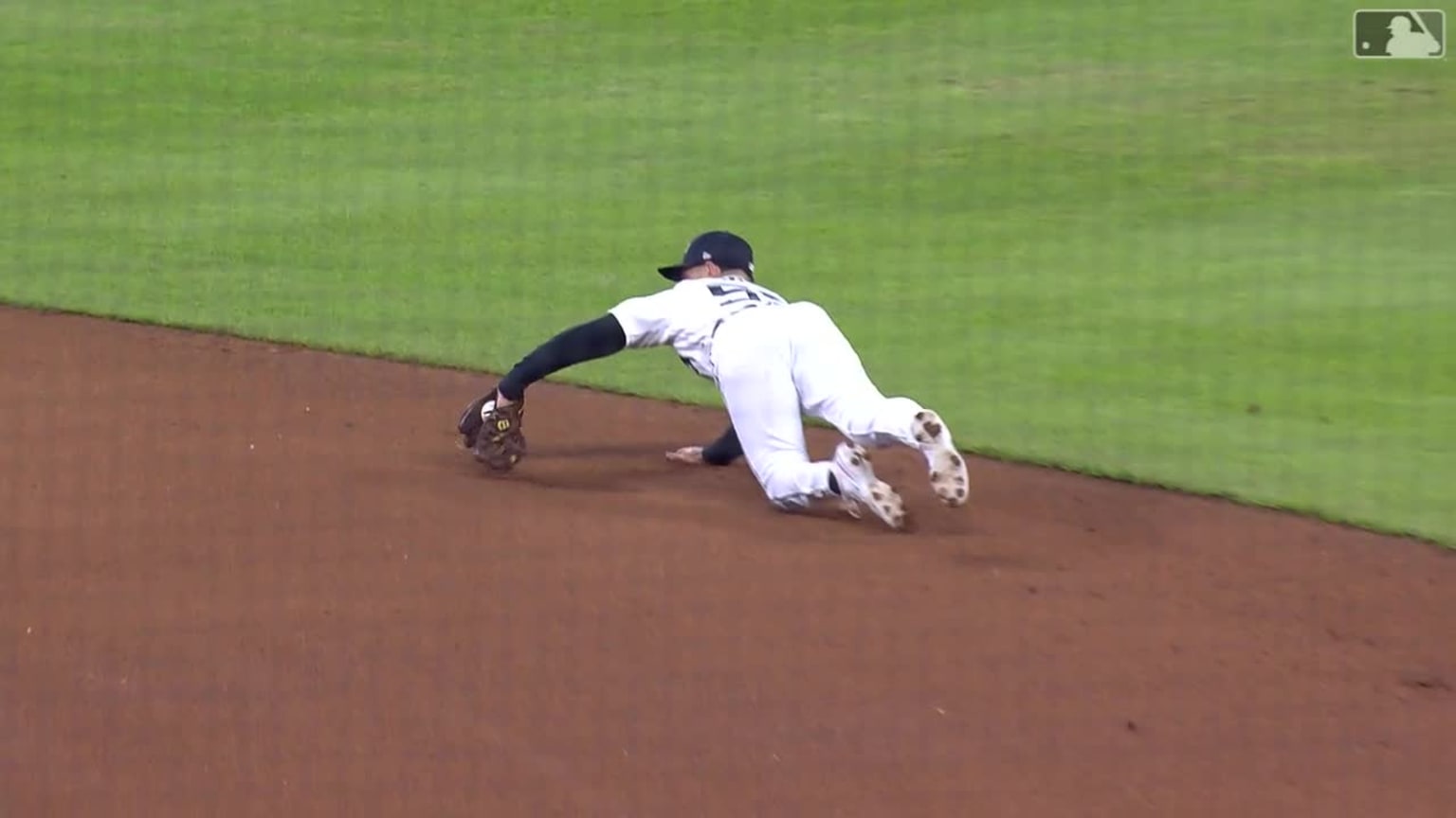 Zack Short making a diving play in the 8th inning | 05/03/2023 ...