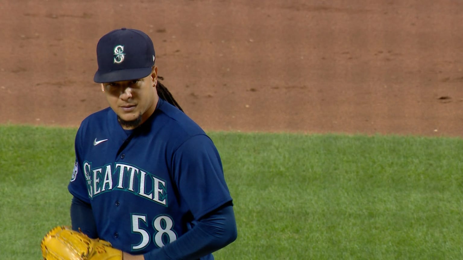 Luis Castillo fans two batters over five-plus innings | 09/02/2023 ...