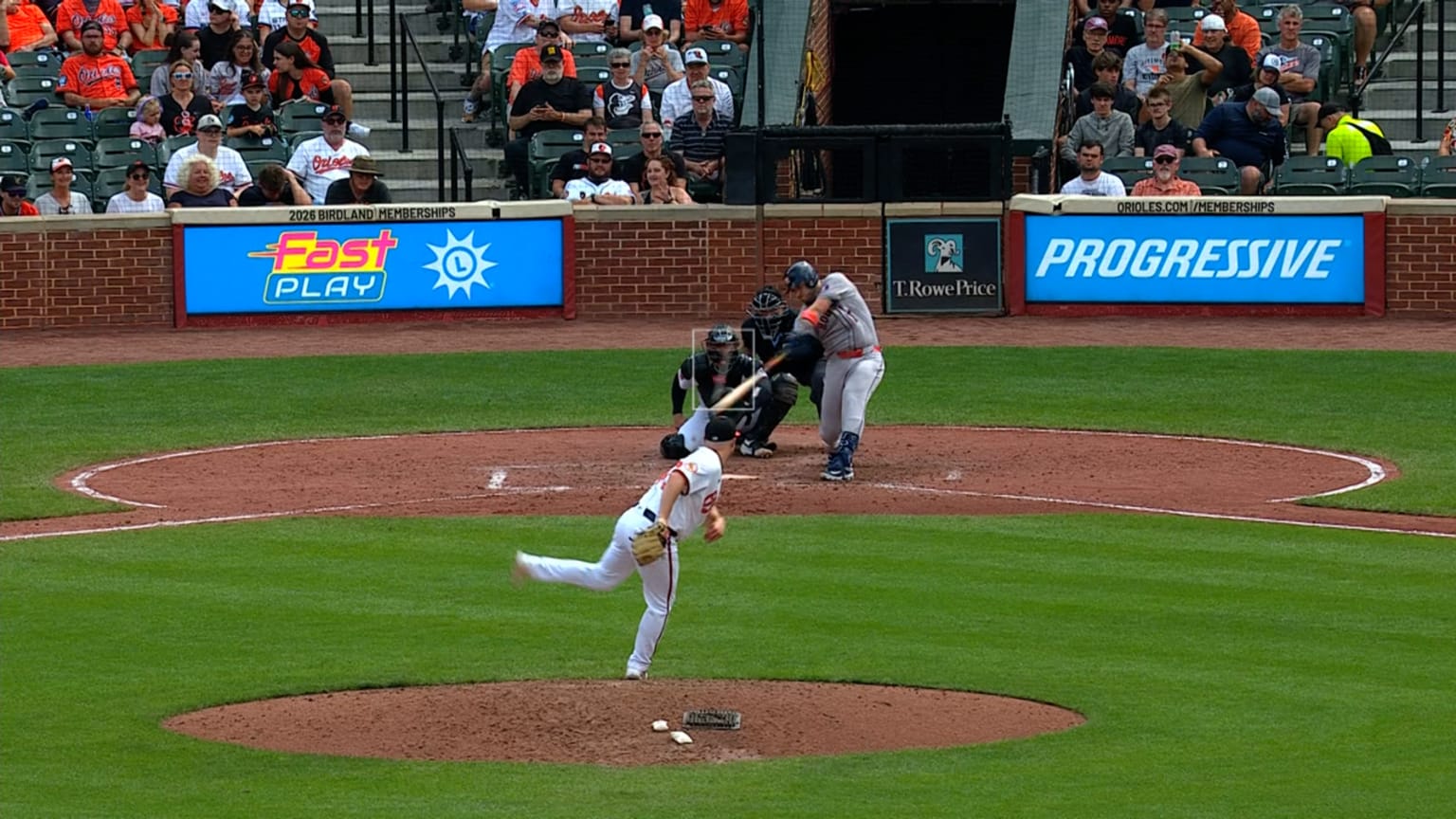 Victor Caratini's sacrifice fly | 08/24/2025 | MLB.com