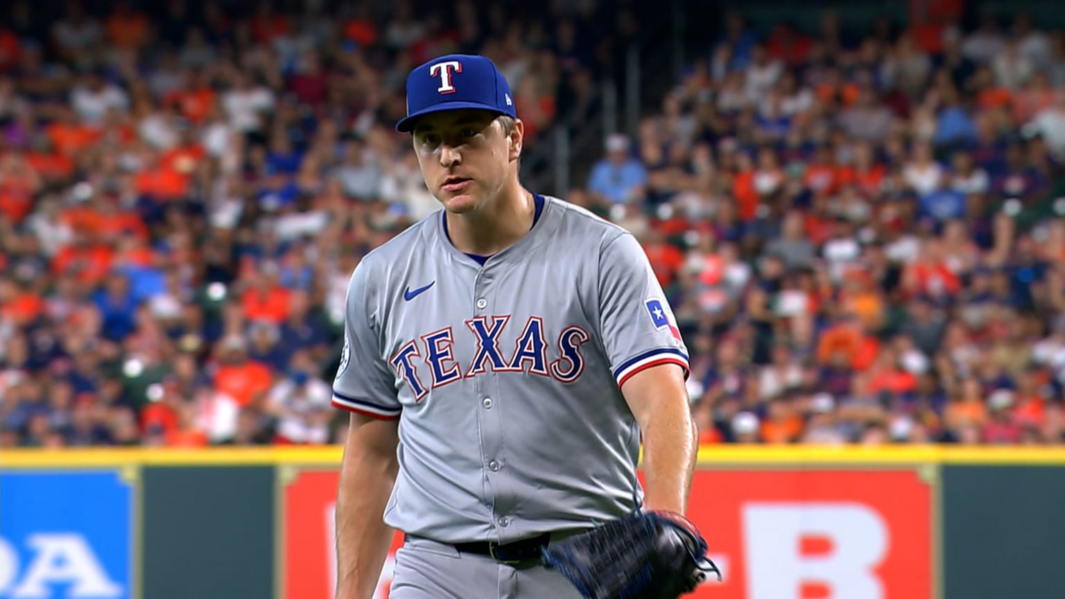 Josh Sborz escapes jam | 07/14/2024 | Texas Rangers