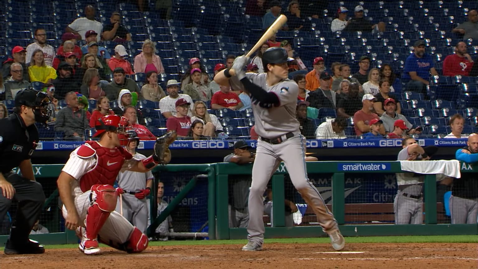 Brian Anderson ties it up with a sac fly | 09/06/2022 | Miami Marlins