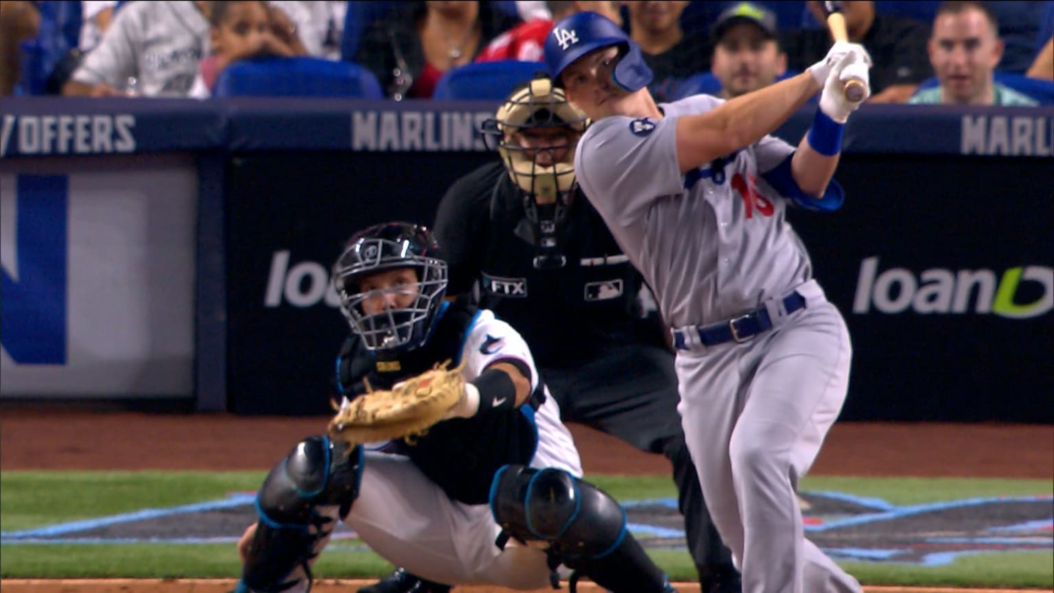 Will Smith clubs one to straightaway center field | 08/29/2022 | Los ...