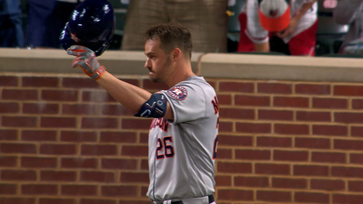 Trey Mancini receives standing ovation in the 2nd | 09/22/2022 ...