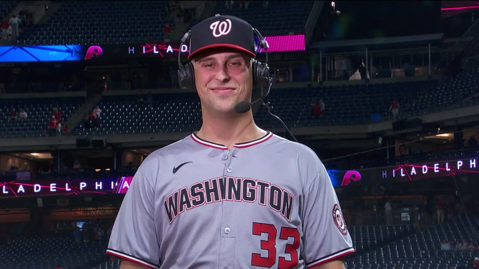 Nathaniel Lowe on clutch teammates, clean face | 05/01/2025 | MLB.com