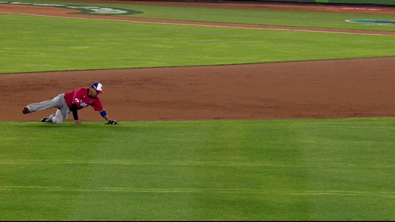Rubén Tejada makes a sliding play to end the 2nd | 03/08/2023 | MLB.com