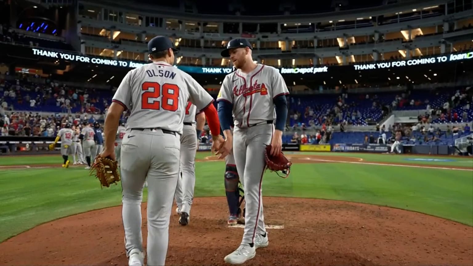 Aaron Bummer secures the win | 04/12/2024 | Atlanta Braves