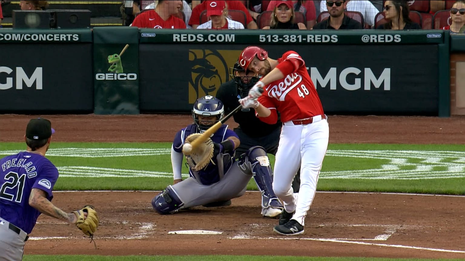 Austin Slater's first hit with Reds | 07/10/2024 | Cincinnati Reds