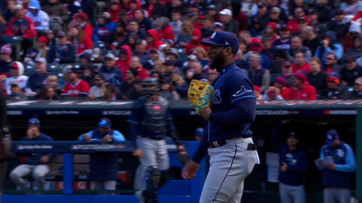 Yandy Díaz throws out Oscar Gonzalez at first | 10/08/2022 | Tampa Bay Rays