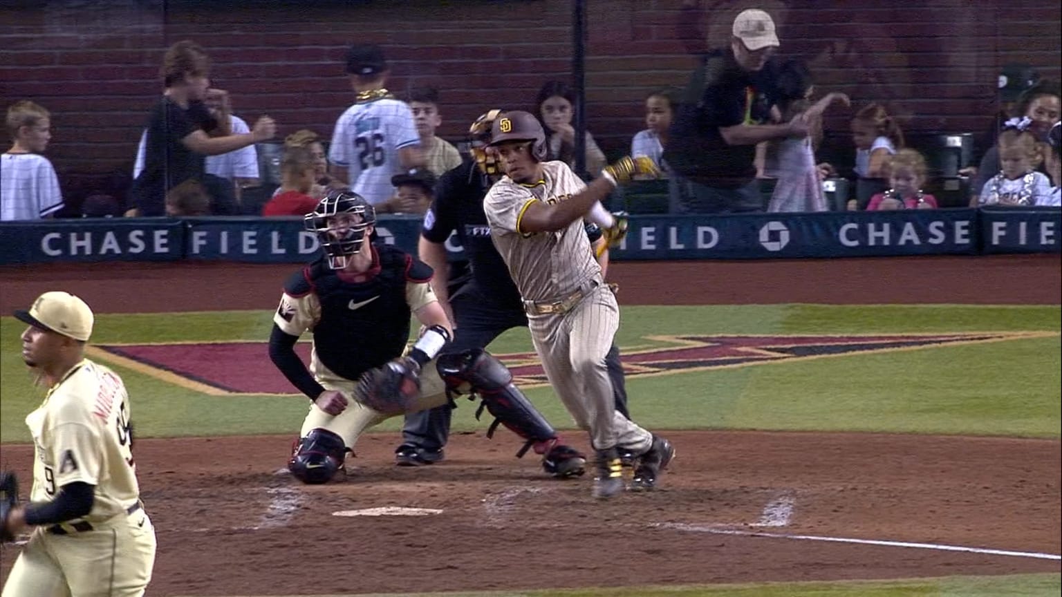 Jose Azocar singles to right to score Cronenworth | 09/16/2022 | San ...