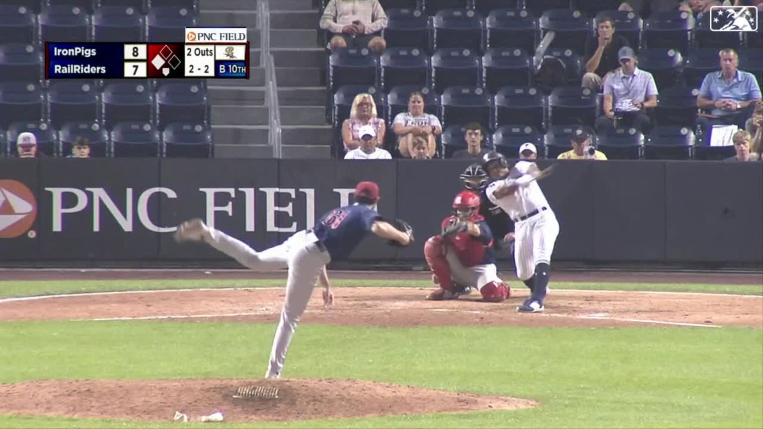 Wilmer Difo mashes a two-run walk-off homer to left | 07/08/2023 | MLB.com