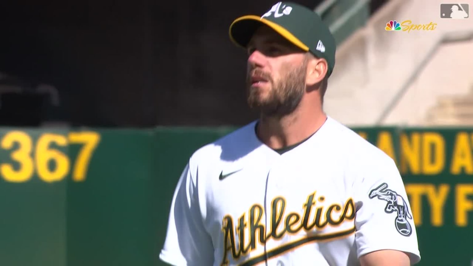 Sam Moll escapes a bases-loaded jam in the 9th | 04/16/2023 | Athletics