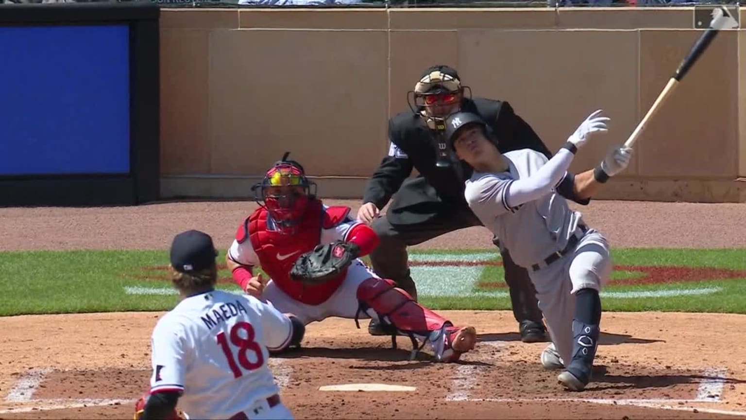 Anthony Volpe's two-run double blows the game open | 04/26/2023 | MLB.com