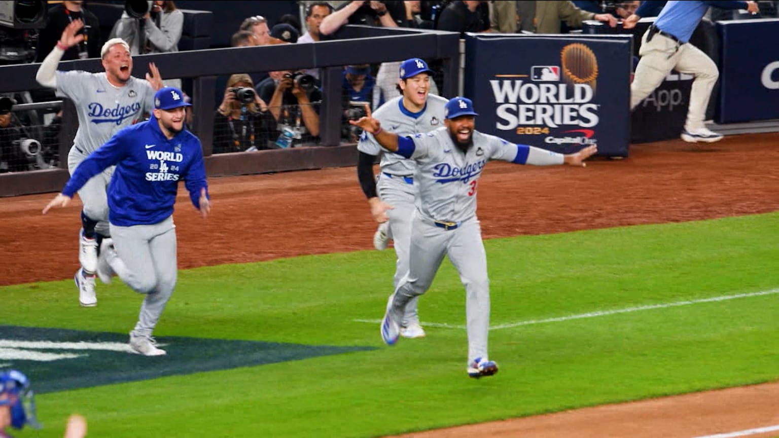 Sounds of the Postseason: Dodgers win it all | 10/31/2024 | Los Angeles ...