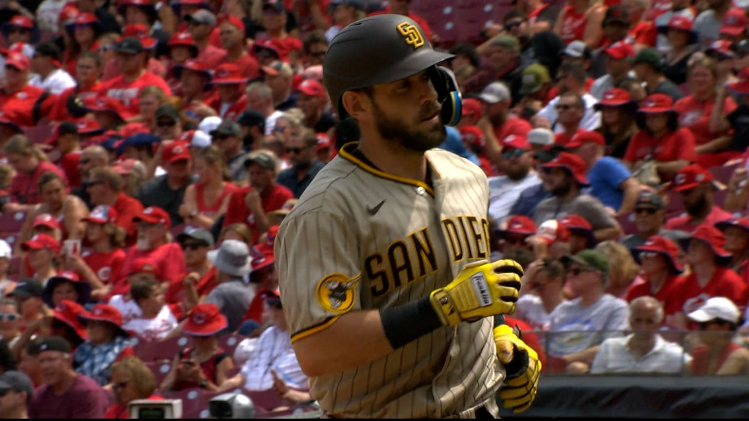 Austin Nola gets the RBI on a groundout in the 7th | 07/01/2023 ...