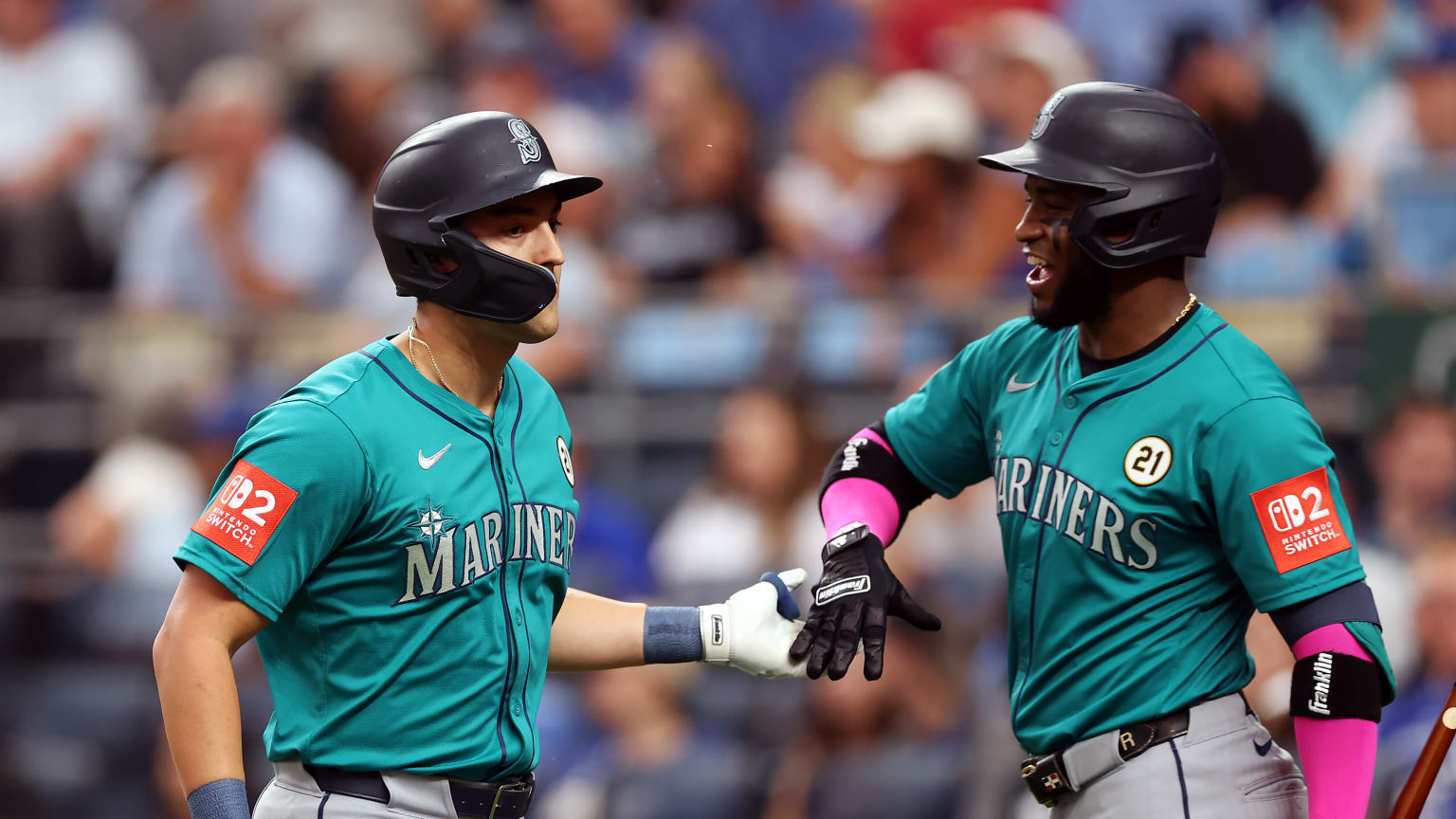 Dominic Canzone's solo homer (8) | 09/16/2025 | Seattle Mariners