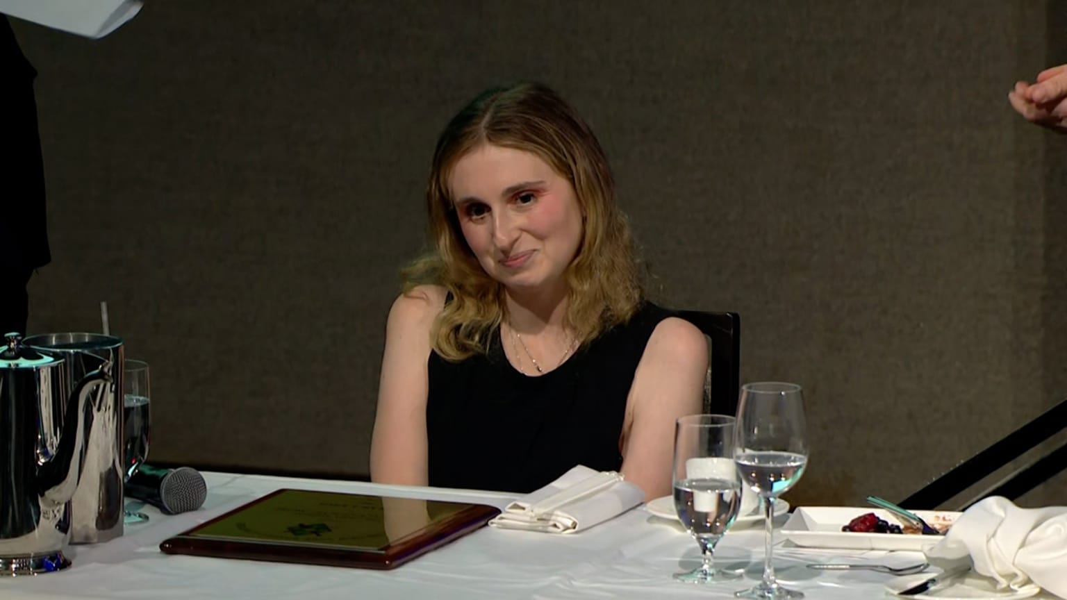 Sarah Langs accepts the You Could Look it Up Award | 01/29/2023 | MLB.com