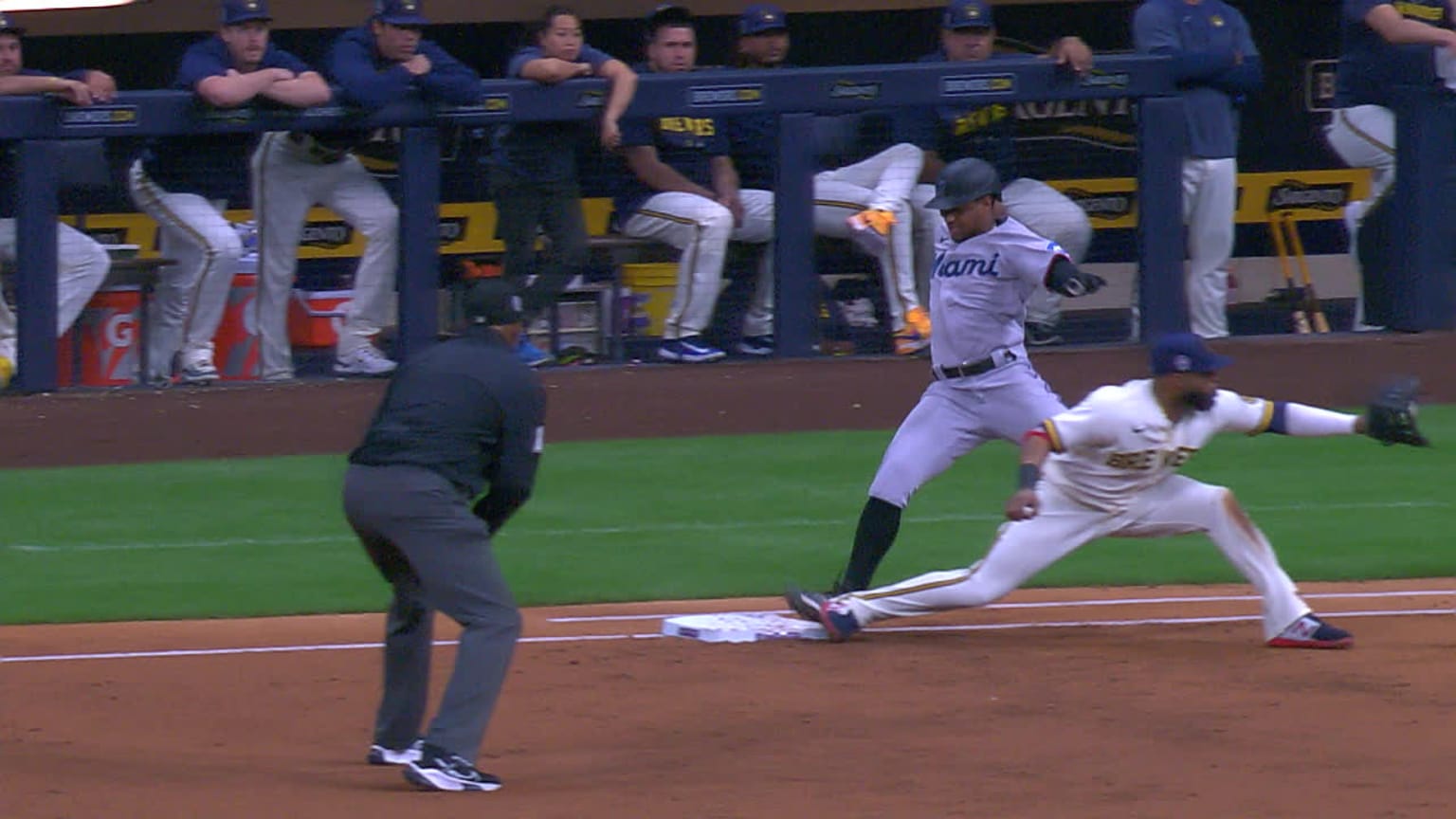 Josh Donaldson throws out Edwards after review | 09/11/2023 | Miami Marlins