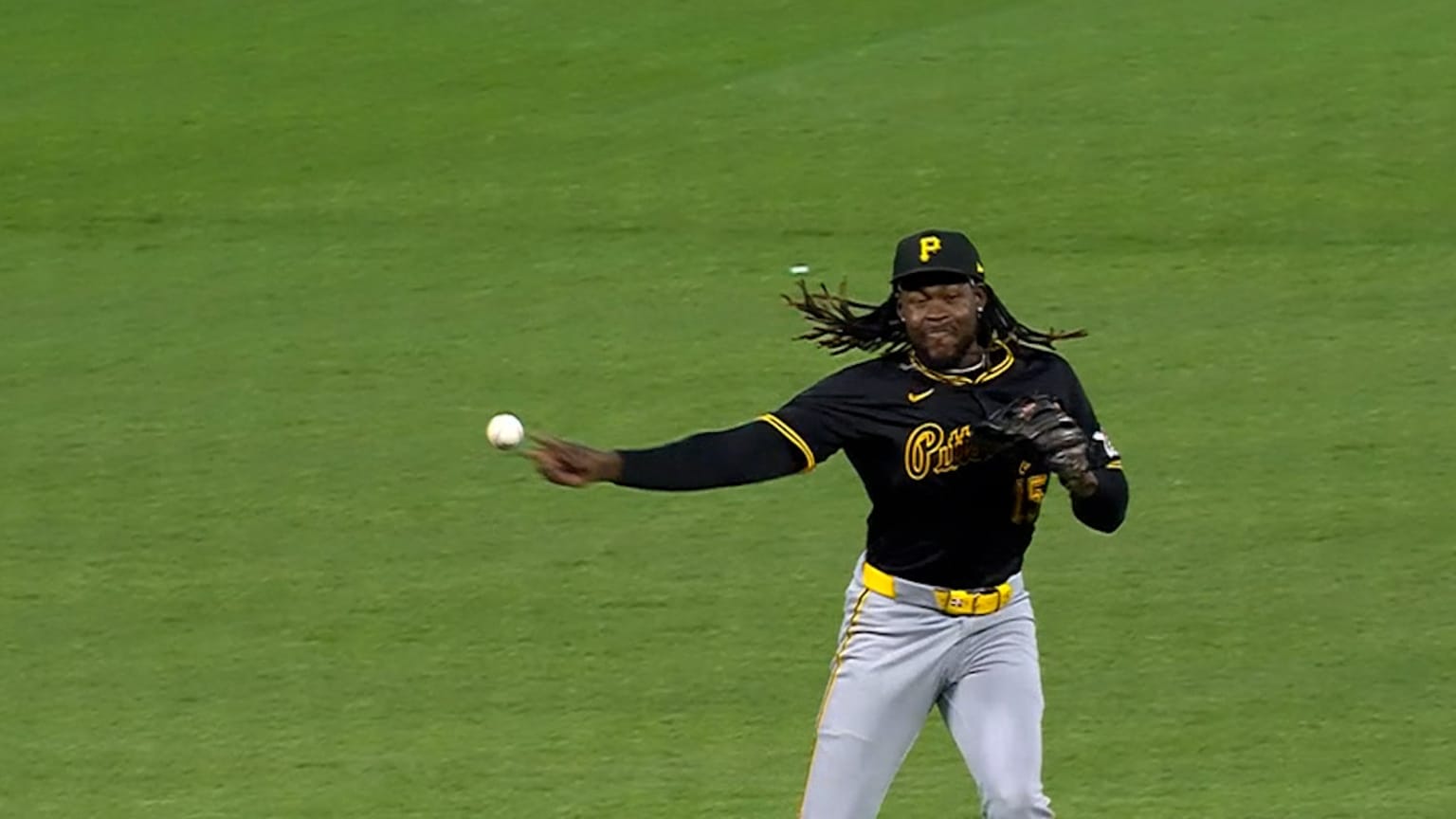 Cruz se luce con el guante y retira a Batty | 16/04/2024 | Los Pirates ...