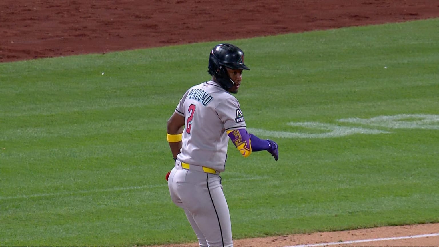 Geraldo Perdomo conecta sencillo de dos carreras | 30/04/2025 | Los D ...