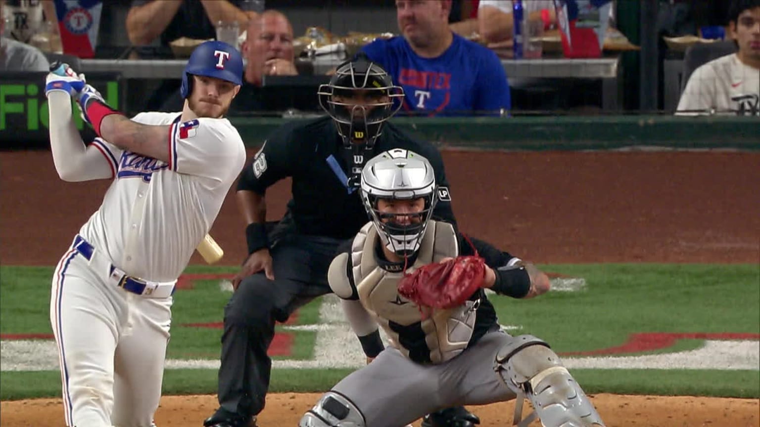 Jonah Heim's game-tying single | 07/22/2024 | MLB.com