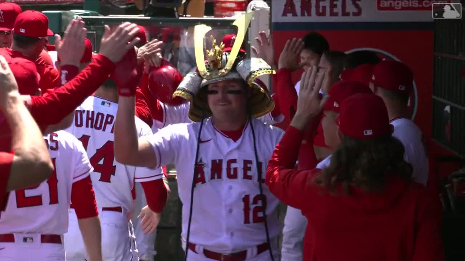 Hunter Renfroe belts a two-run homer to left field | 04/09/2023 | MLB.com