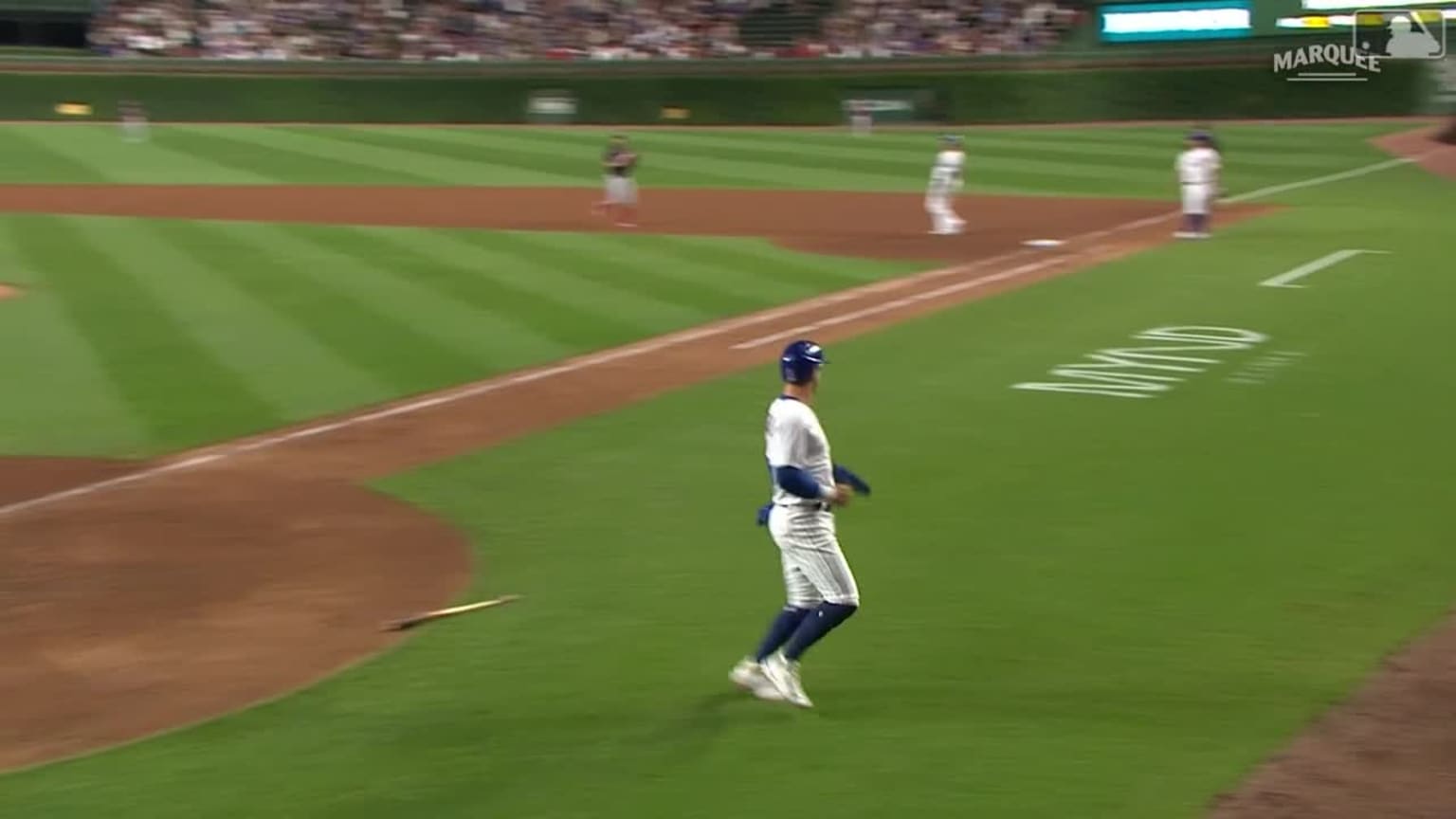 Yan Gomes hits an RBI single to center field | 07/18/2023 | Chicago Cubs