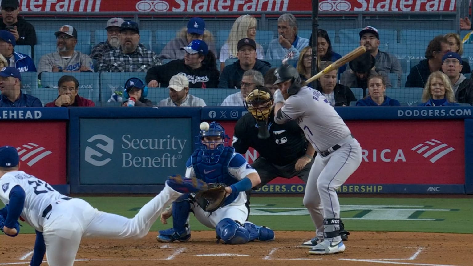 Rockies anotan 2 con hit de Rodgers y error de Pagés | 31/05/2024 | Los ...
