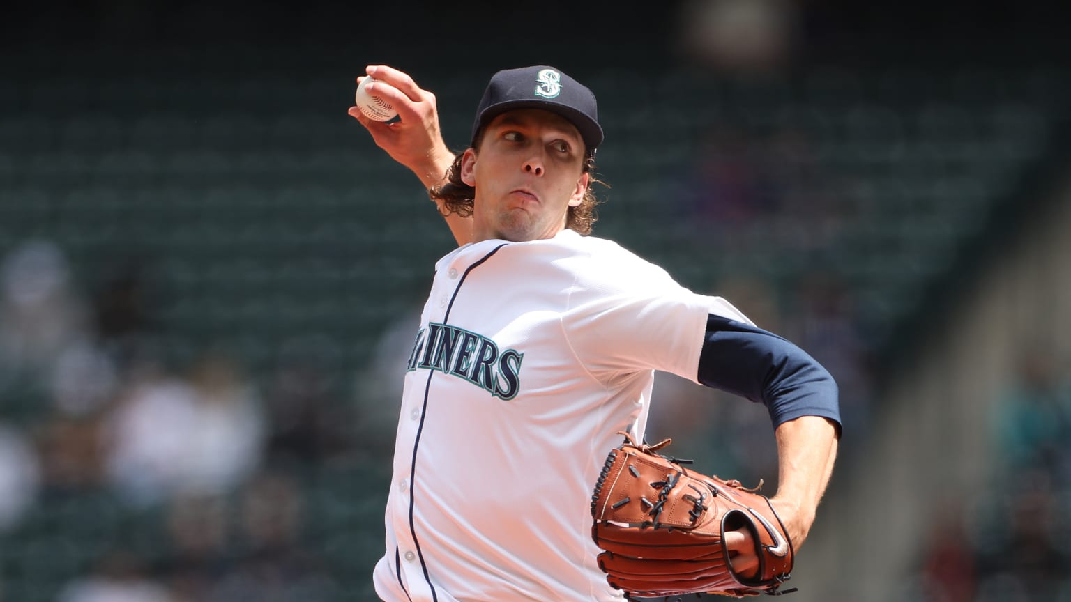 Logan Gilbert fans five vs. Astros | 05/30/2024 | Seattle Mariners