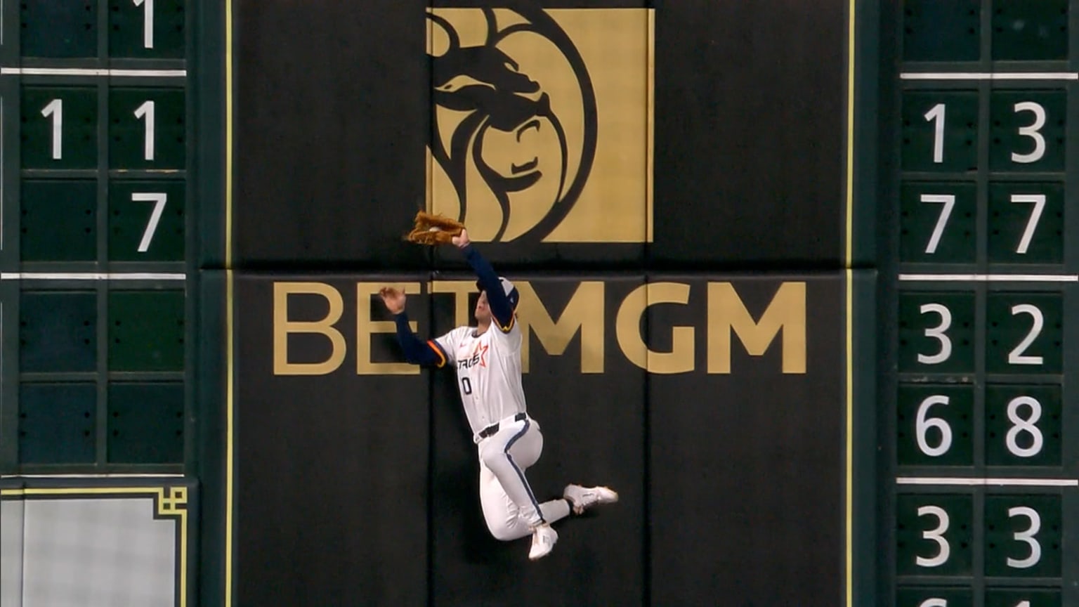 Joey Loperfido's leaping grab | 06/29/2026 | New York Mets