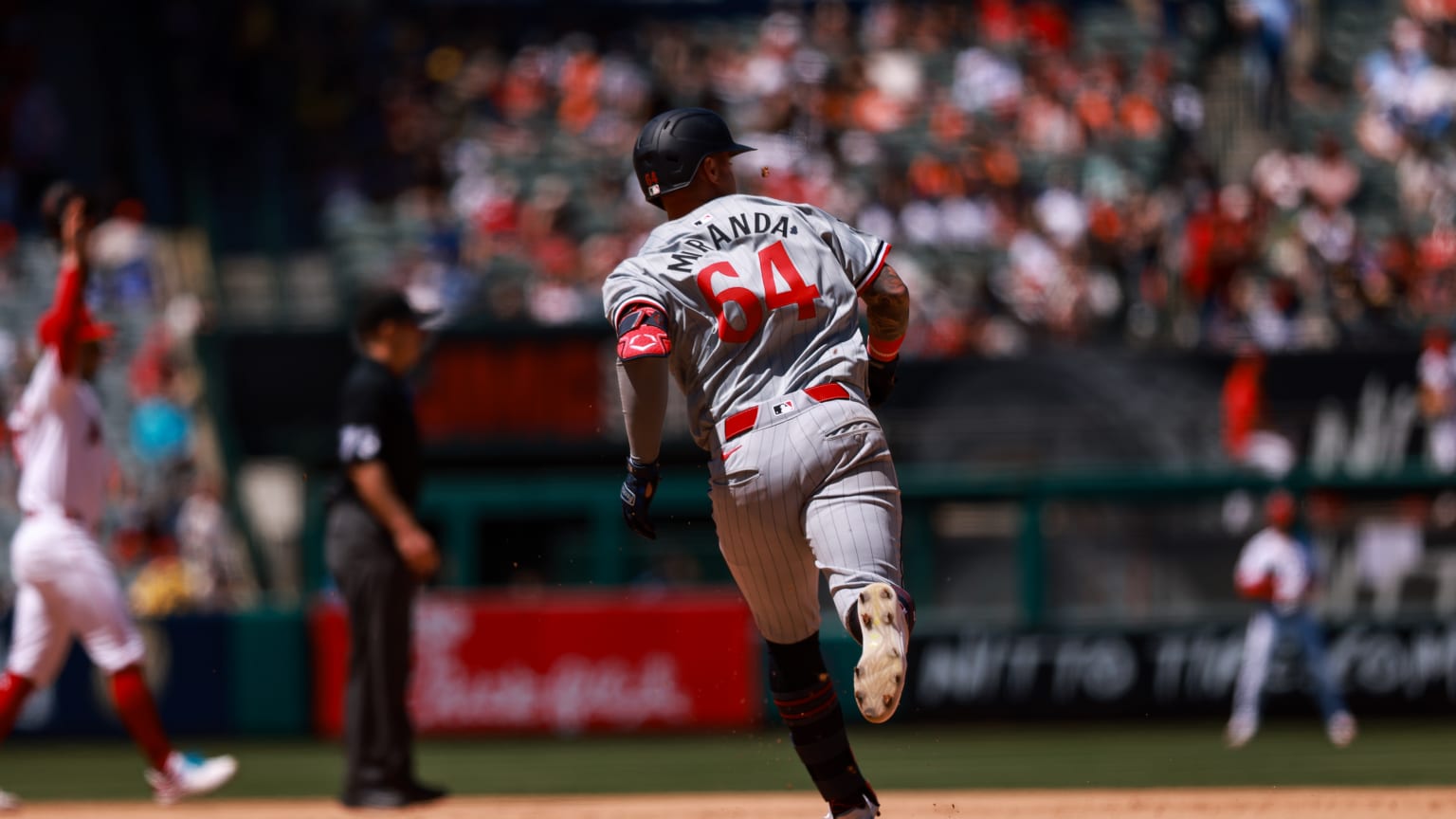 Jose Miranda's RBI double | 04/28/2024 | Minnesota Twins