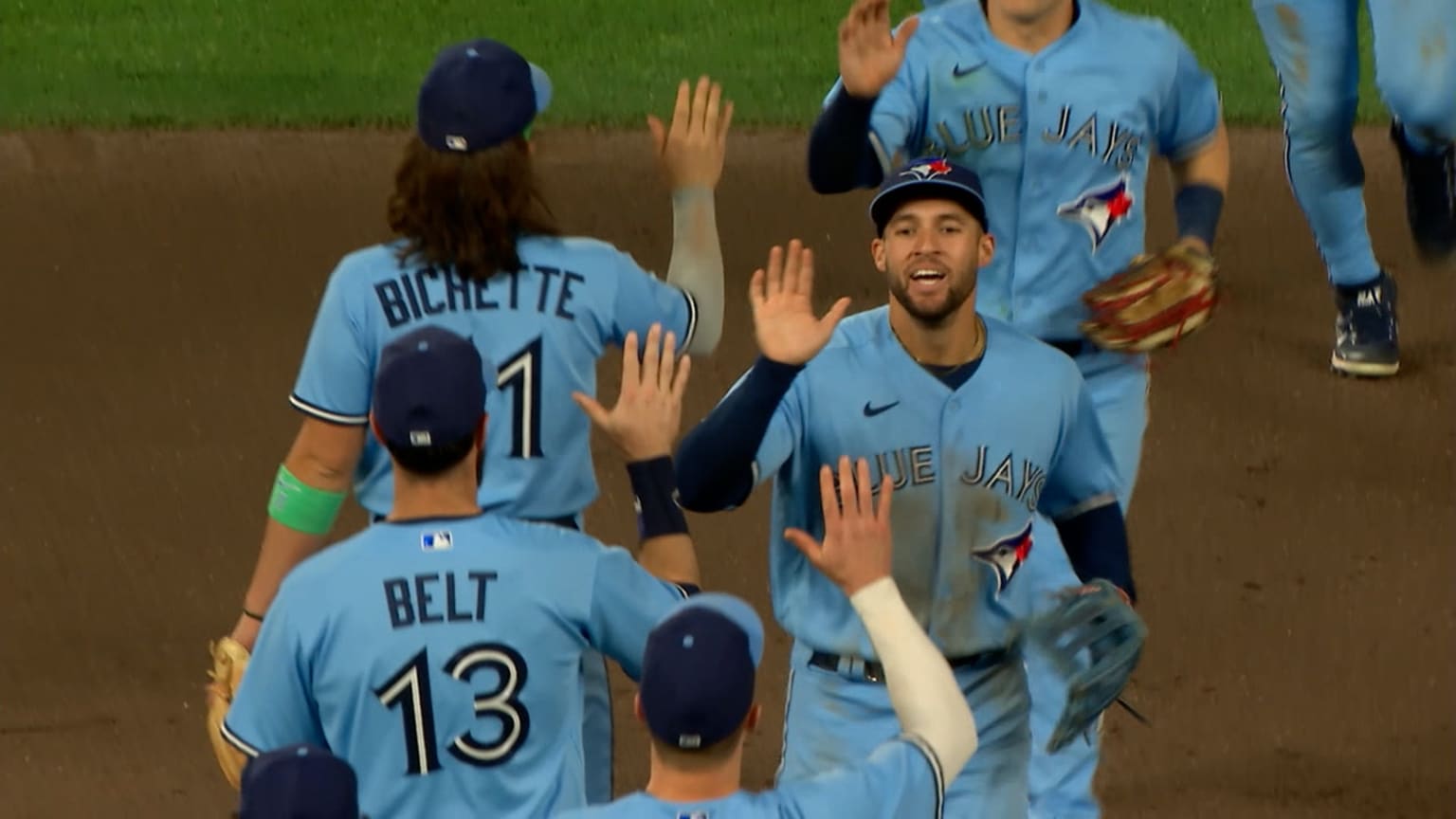 Jordan Romano induces the final out for the win | 05/26/2023 | MLB.com