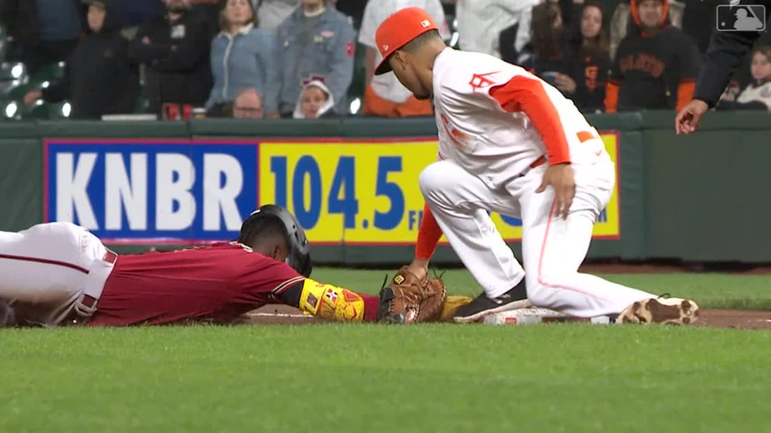 Patrick Bailey throws out Geraldo Perdomo at first | 08/01/2023 | Tampa ...