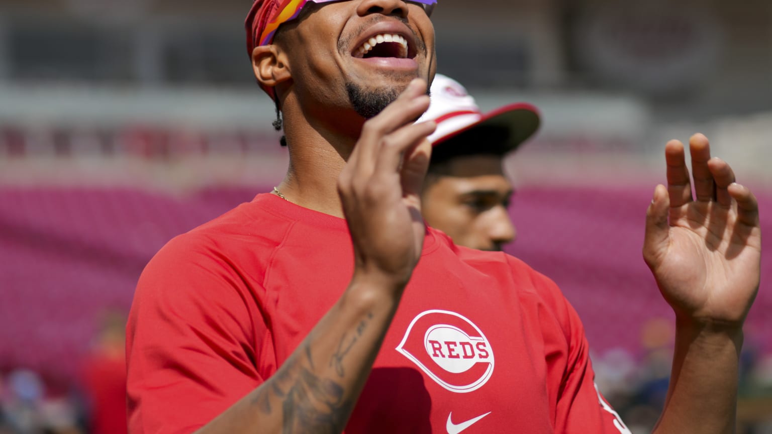 MLB players observe 2024 solar eclipse | 08/04/2024 | Lasmayores.com