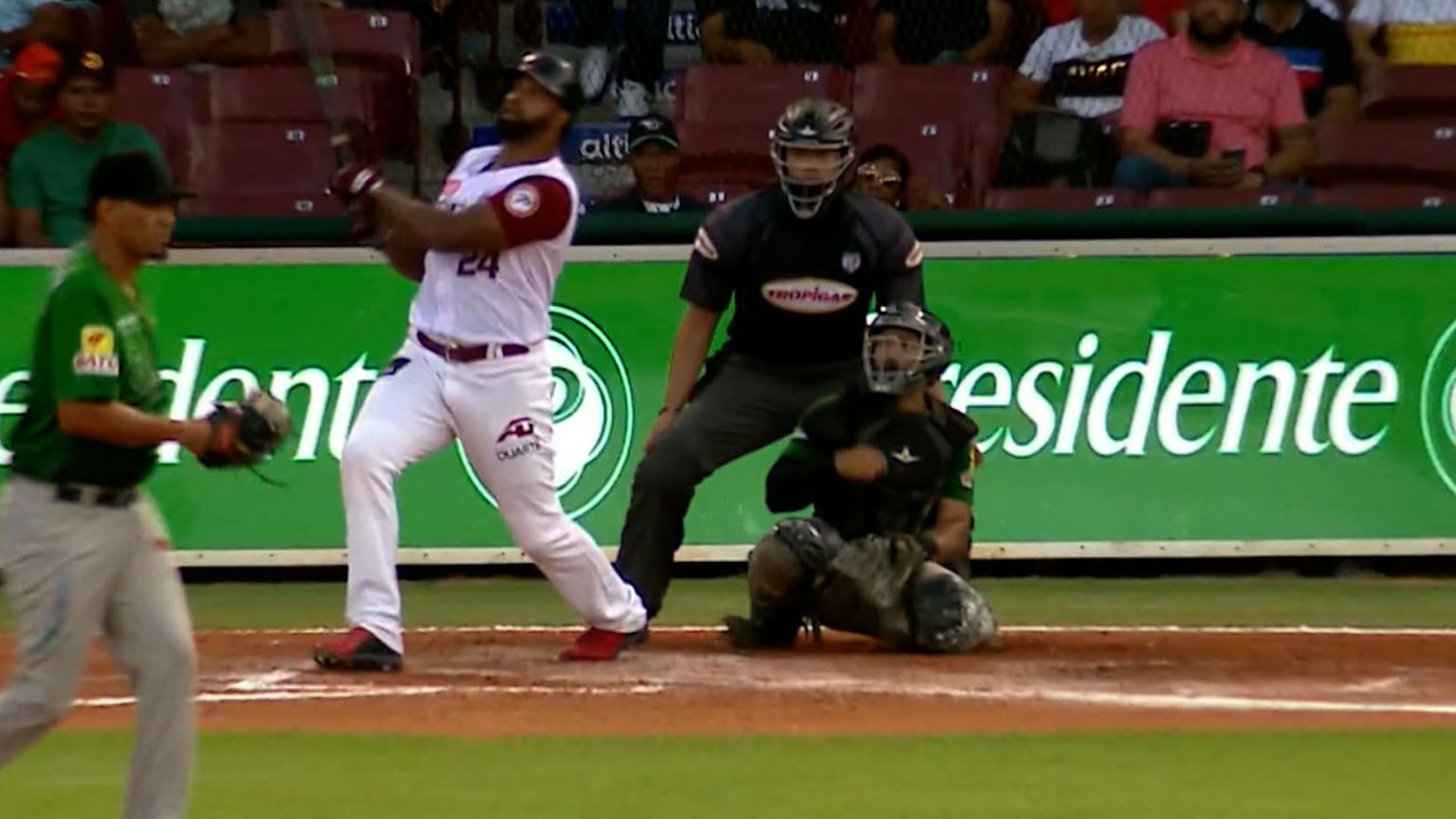 Carlos Peguero pega sencillo impulsor al derecho | 23/10/2022 ...