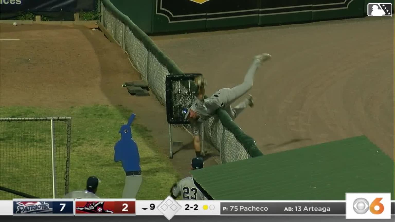Yankees prospect Garrett Martin makes catch over wall | 04/30/2025 ...