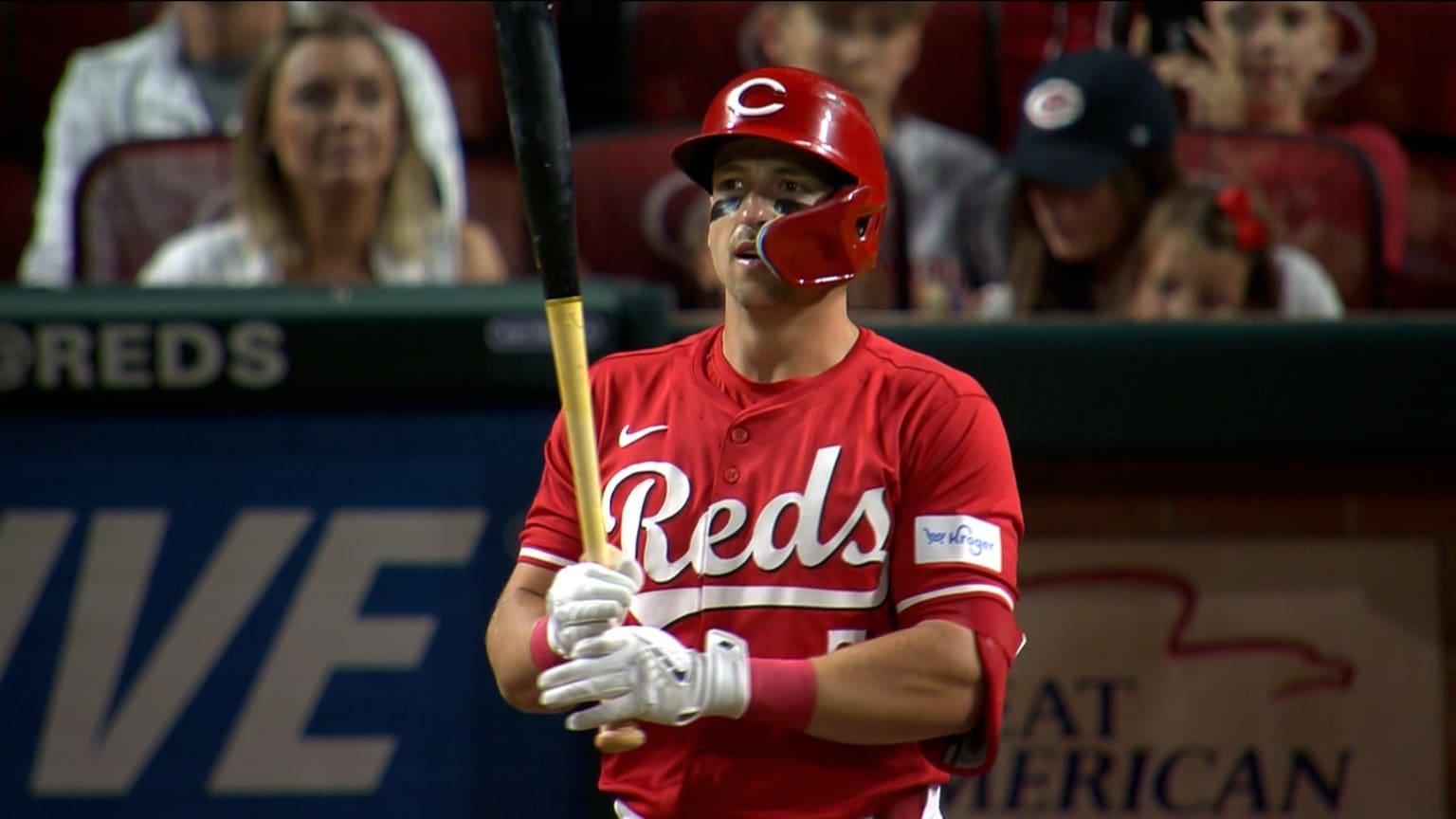 Spencer Steer plates Jake Fraley with an RBI single | 05/04/2024 ...