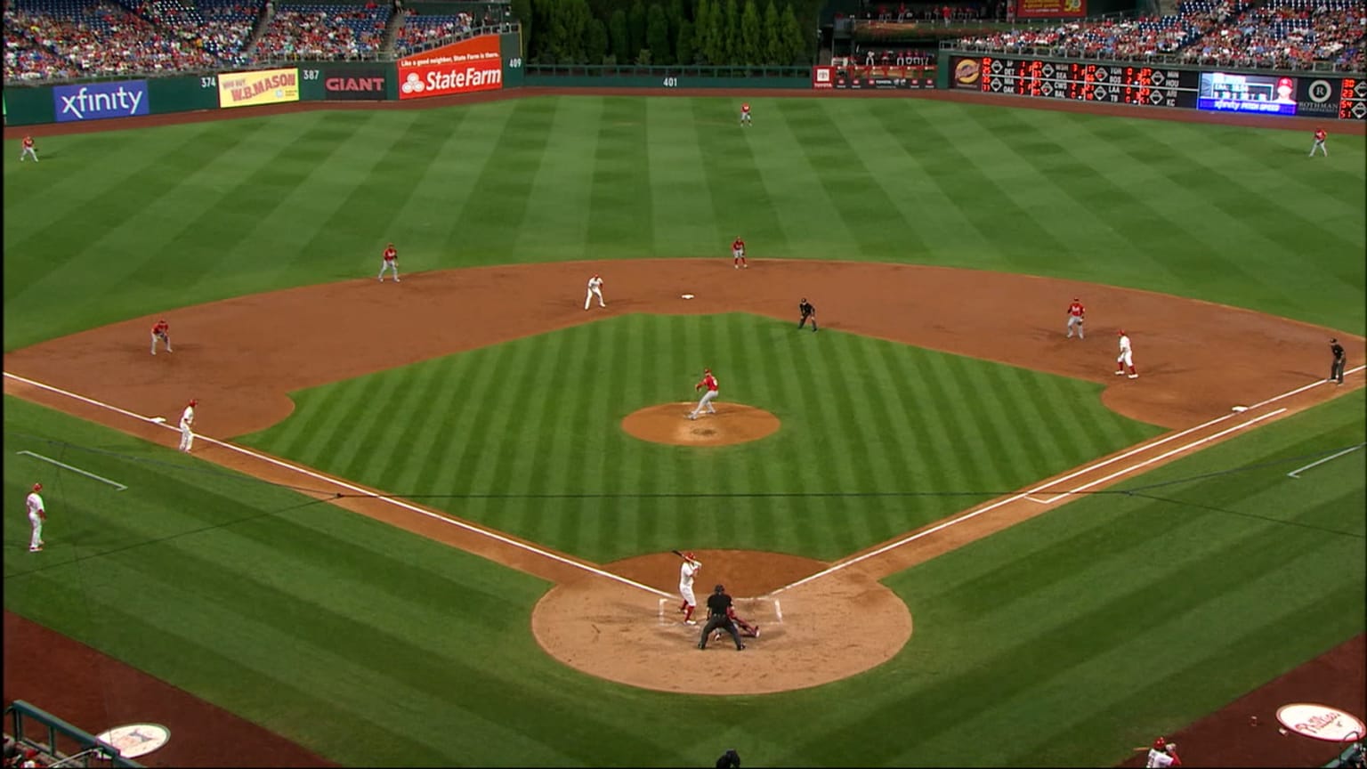 Rhys Hoskins grounds into a fielder's choice | 08/24/2022 ...