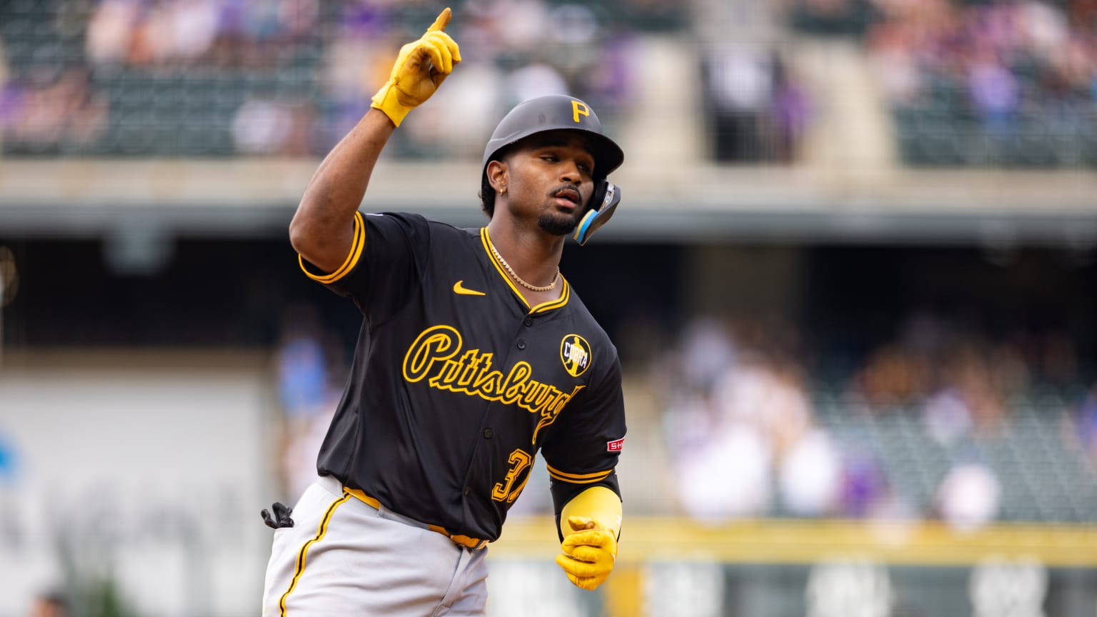 Liover Peguero's third home run of the game (4) | 08/02/2025 ...