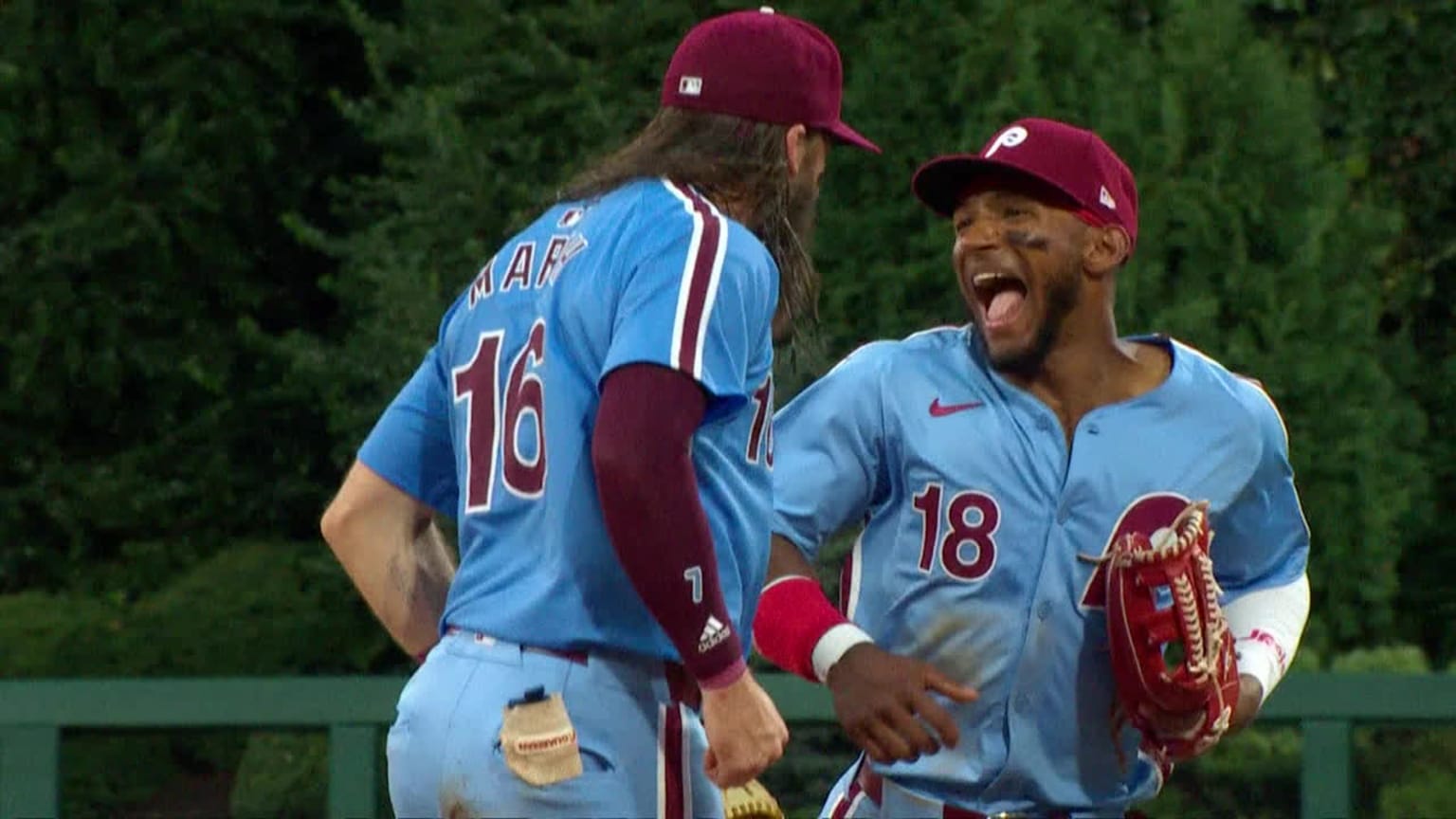Johan Rojas hace una gran atrapada en la 7ma | 11/07/2024 | Los ...