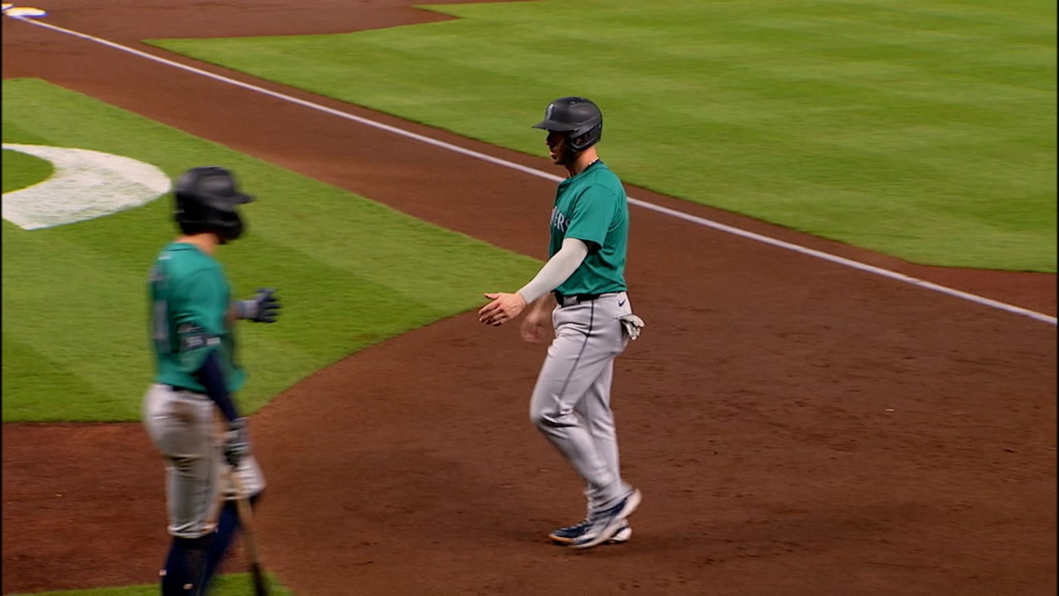 Luis Urías' RBI walk | 05/05/2024 | Seattle Mariners