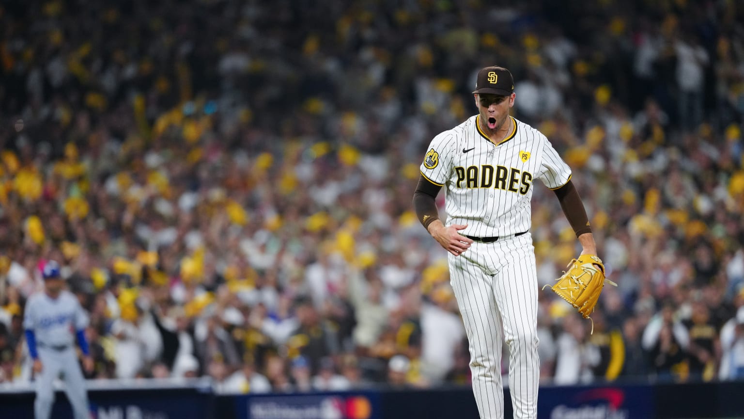 Padres' bullpen fans six in four scoreless innings | 10/08/2024 | MLB.com
