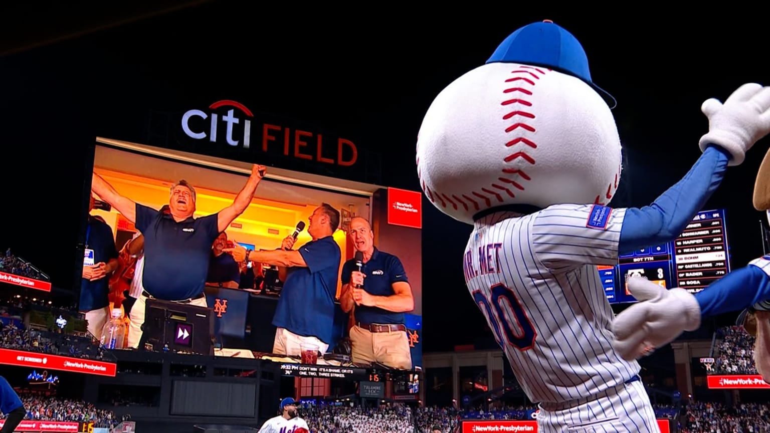 Gary, Keith and Ron sing Take Me Out to the Ballgame | 08/26/2025 | MLB.com